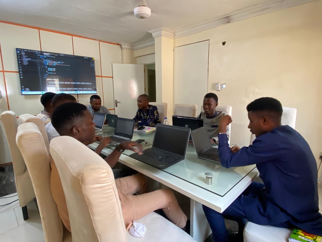 Digital Oxygen Hub LTD | SavyCon